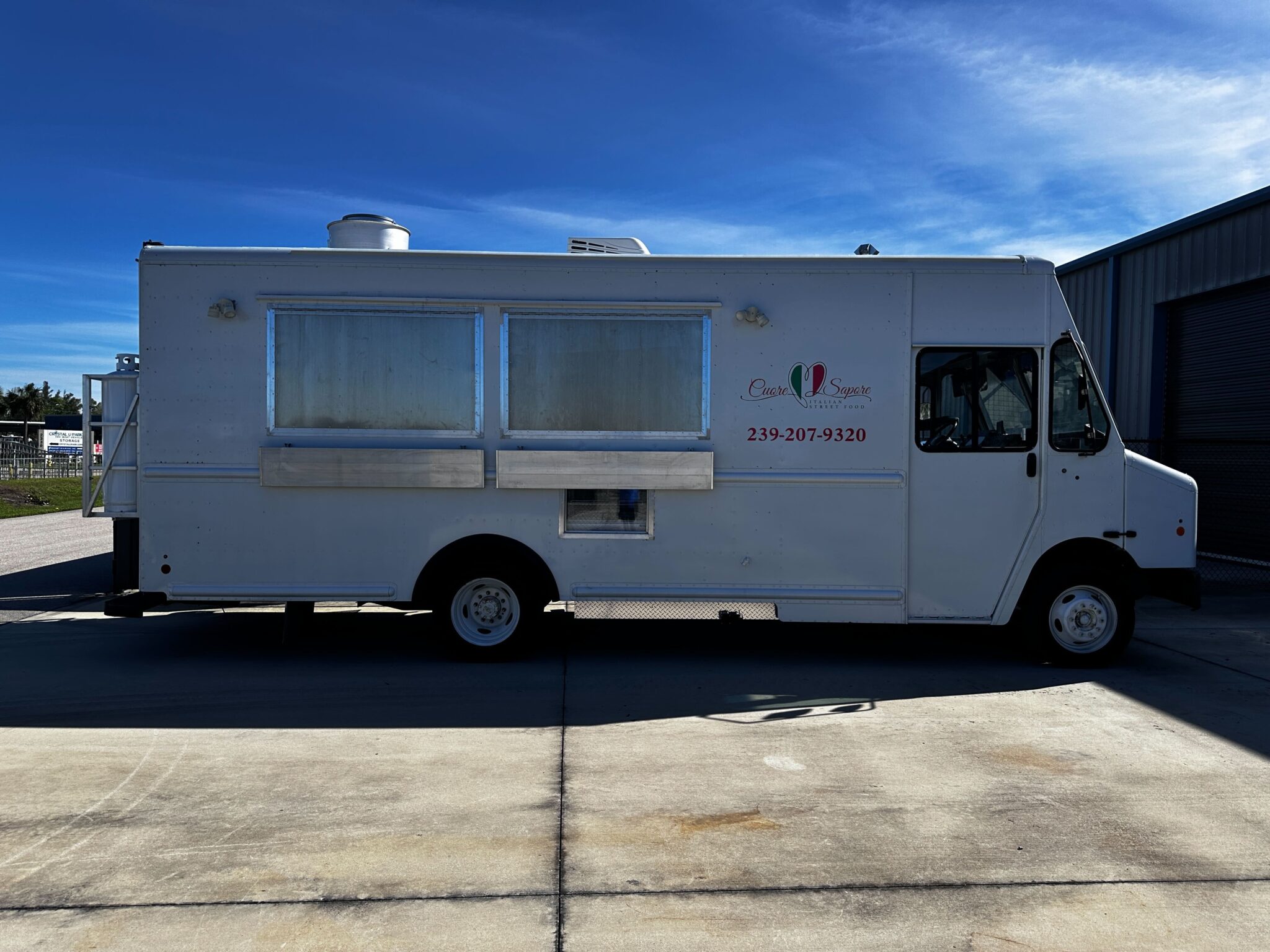 Trucks – Panda Vehicle Wraps